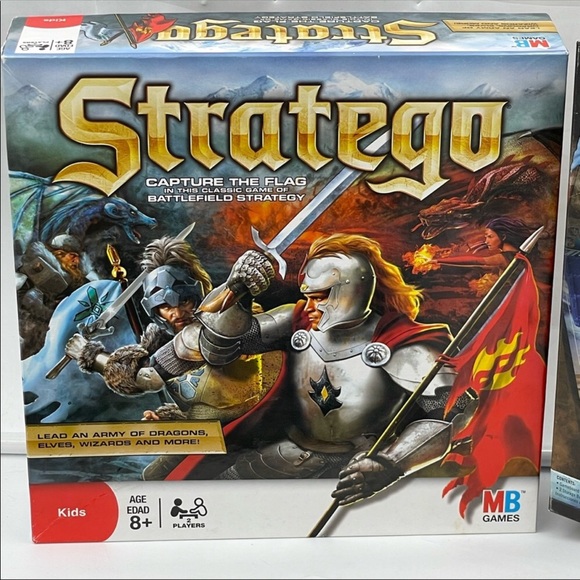 Hasbro | Games | Stratego Family Board Game Pieces Complete Like New ...